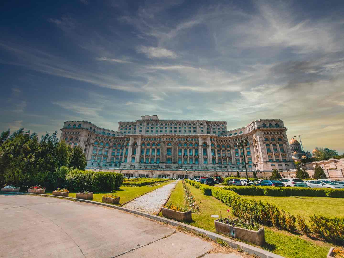 Best Time to Visit Romania: Climate Guide