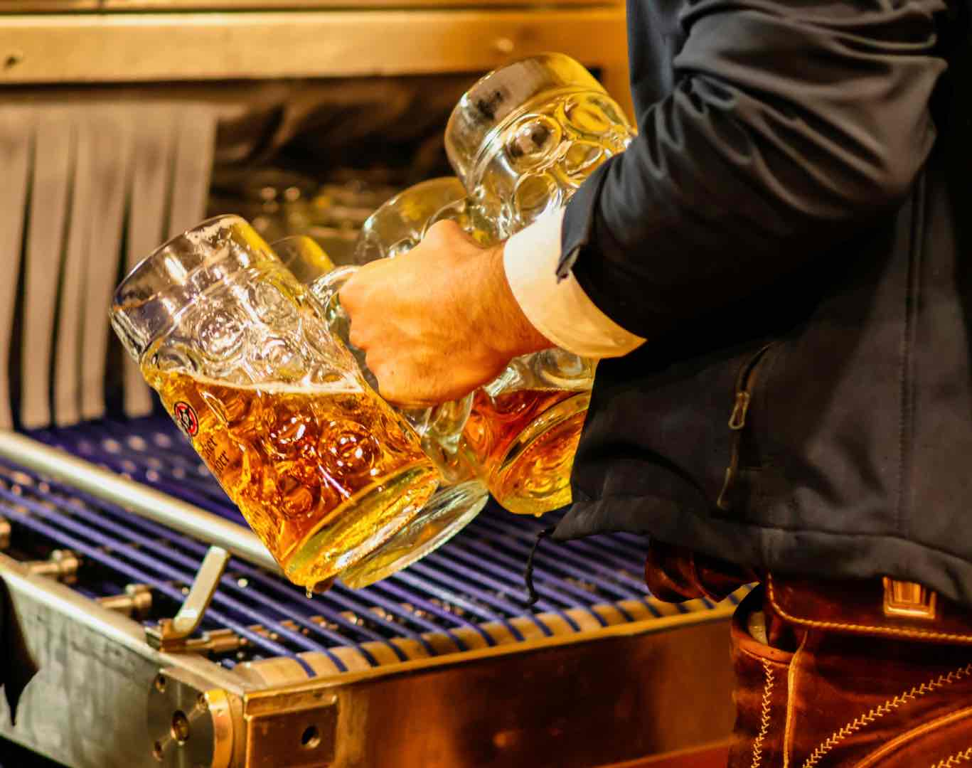Oktoberfest Unwrapped: History, Must-Know Traditions & Insider Tips ...